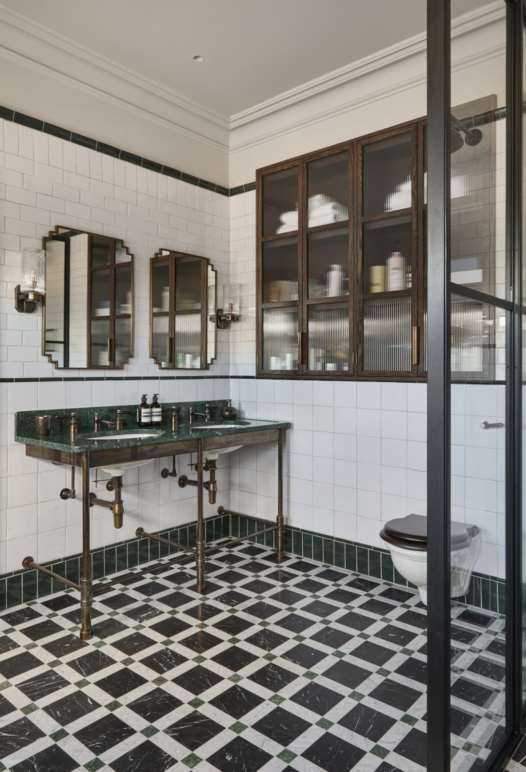 Retro Delight - Drummonds